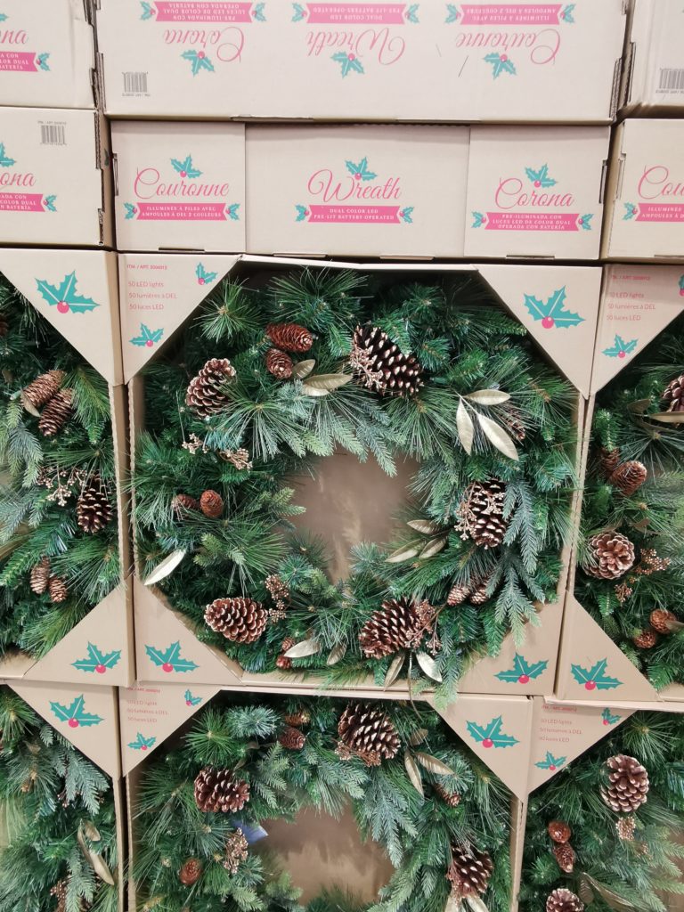 32″ Greenery Wreath with 50 Dual Color LED Lights – CostcoChaser