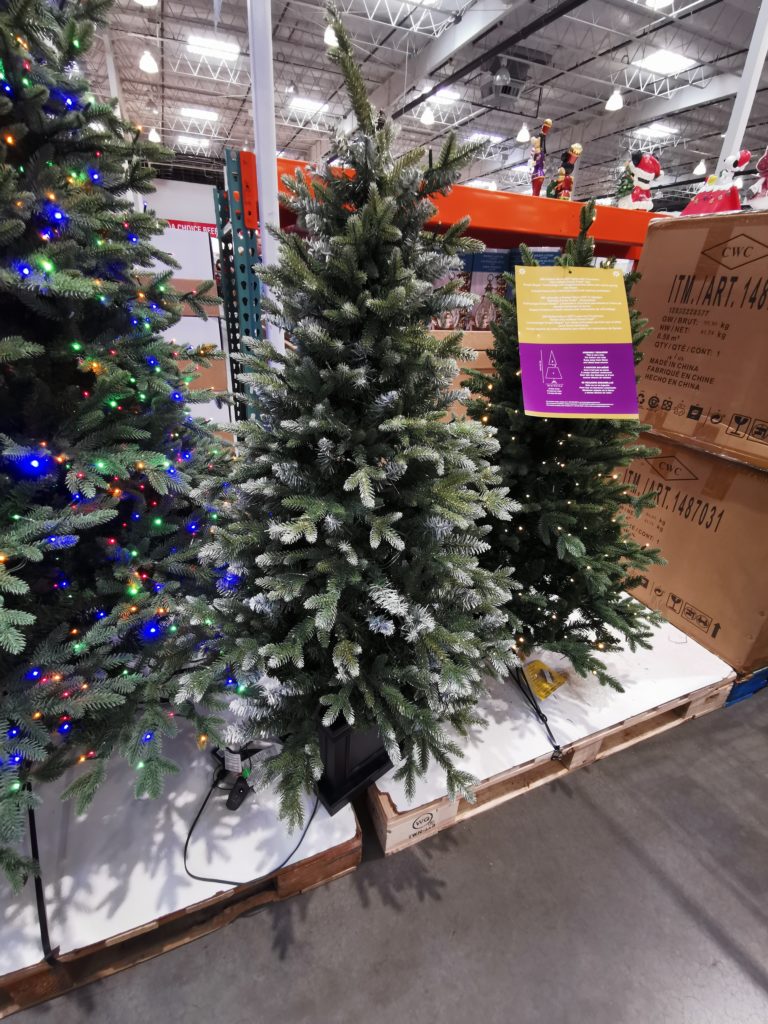 4.5′ Pre-Lit Potted Tree – CostcoChaser