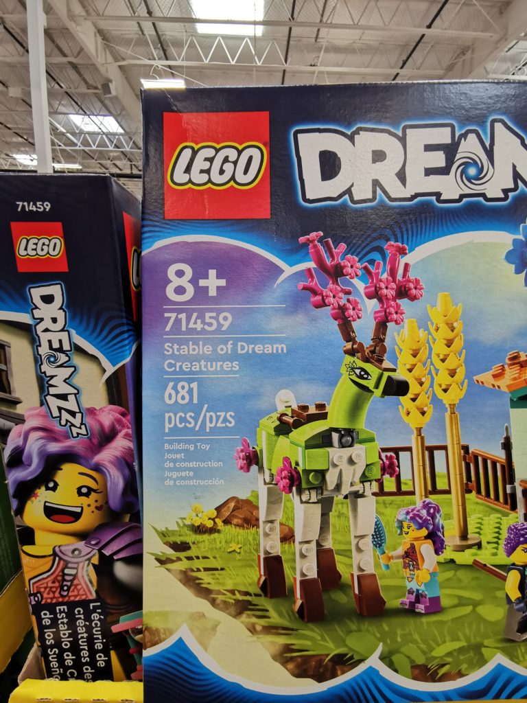 Costco-1021972-LEGO-Minecranft-Crafting-Box-Dreamzzz-Stable1 – CostcoChaser