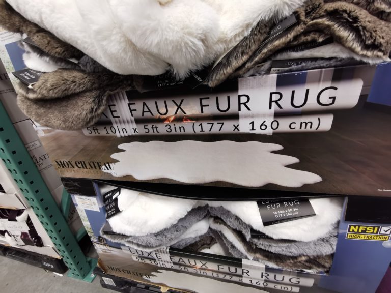 Costco-1731864-MON-Château-LUXE-FAUX-FUR-Rug1 – CostcoChaser